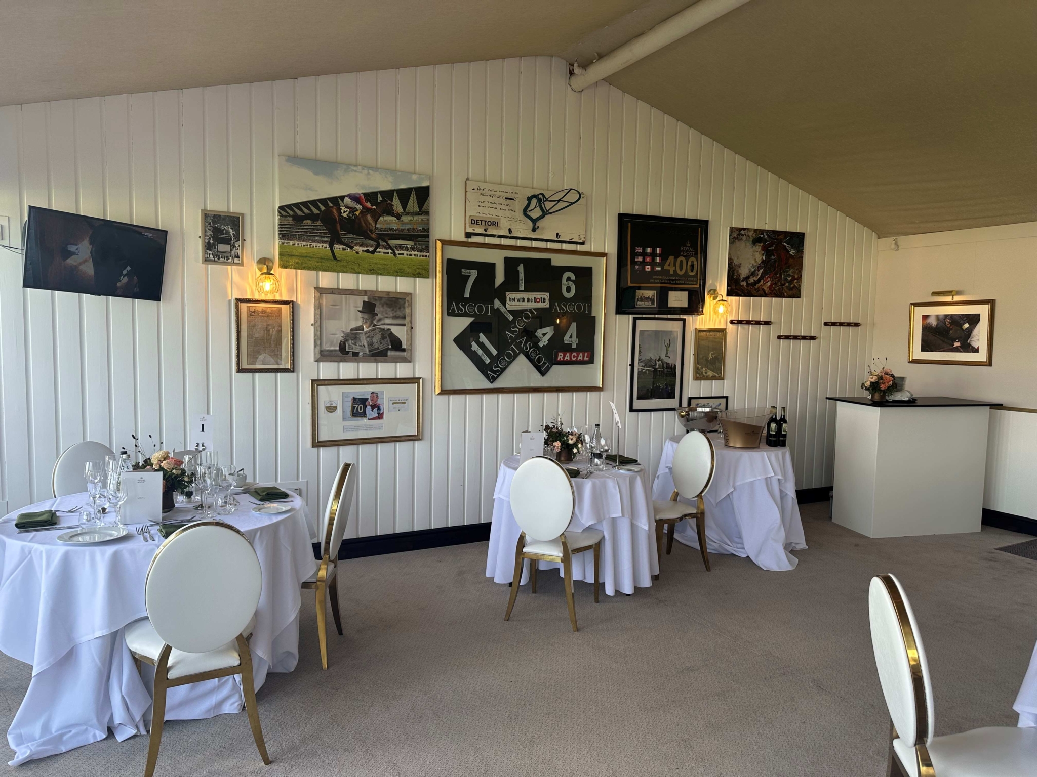 Royal Ascot Hospitality - Trackside - Official Packages